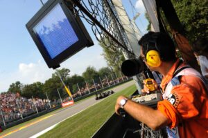 The Beginner’s Guide to F1 Flags | F1 Mavericks
